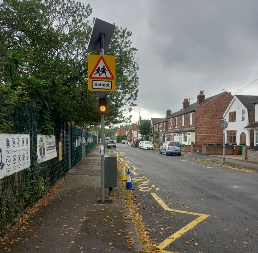 New Flashing Amber Lights and School Signs Installed around Nottingham ...