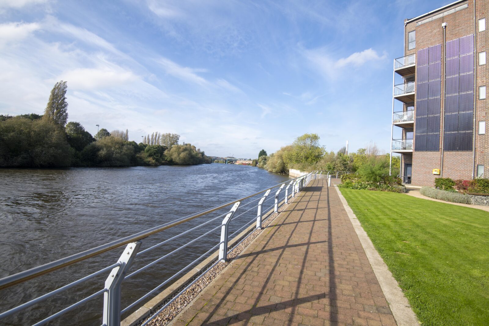 Council gives final go-ahead to landmark new bridge over the River ...